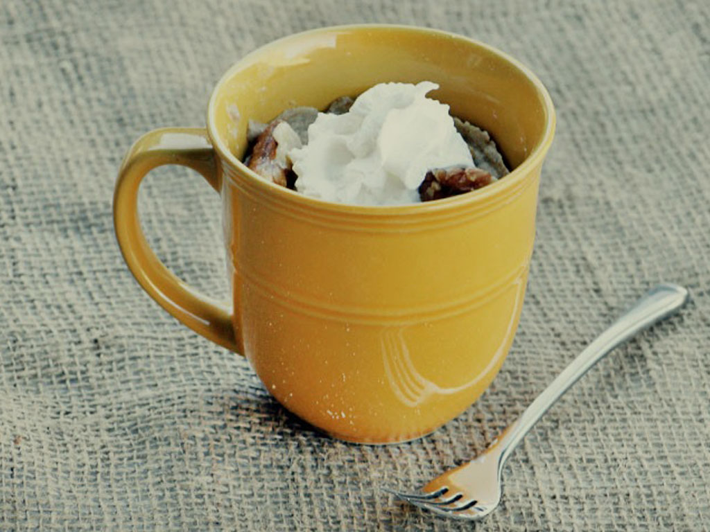 Mug-Cakes Two Ways: Decadent and Guilt-Free | Sierra Blog